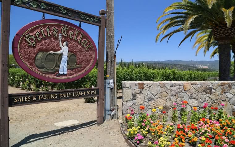 Gaylon Lawrence Jr. comprou a vinícola Heitz Cellars, no Napa · Revista ...